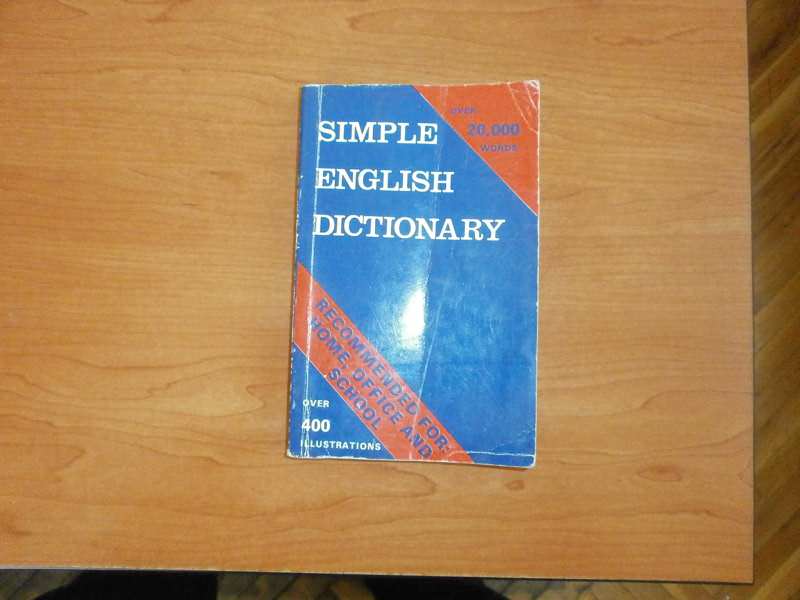 SIMPLE ENGLISH DICTIONARY  over 20 000 words