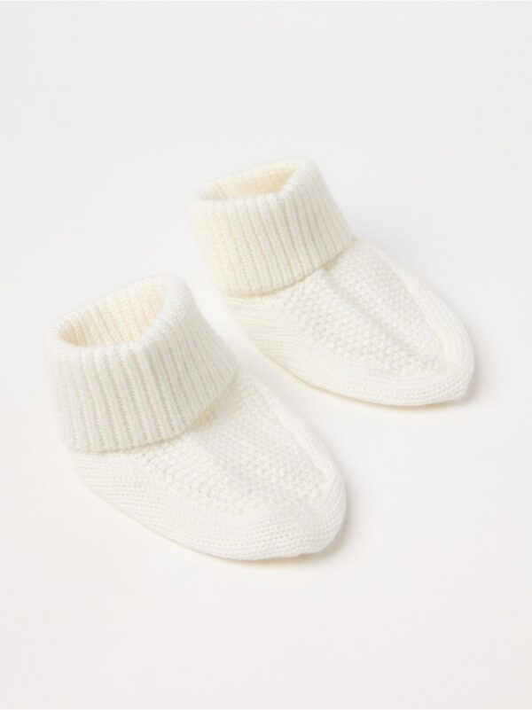 Čarape – Knitted Baby footies