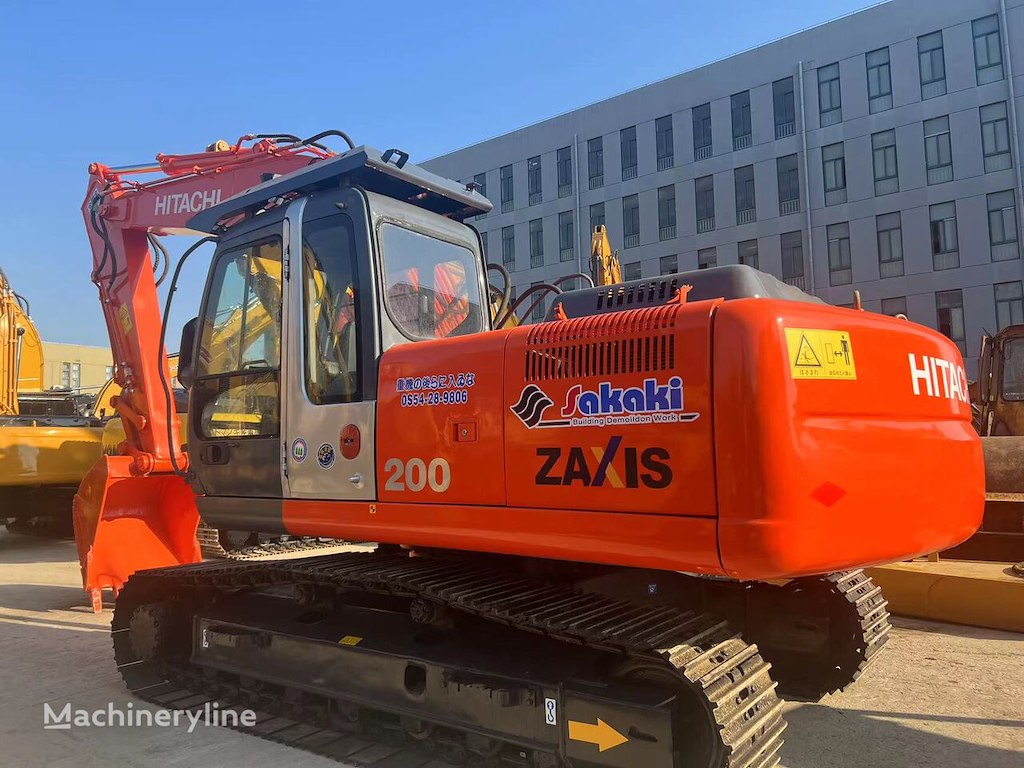 Hitachi ZX200 bager guseničar