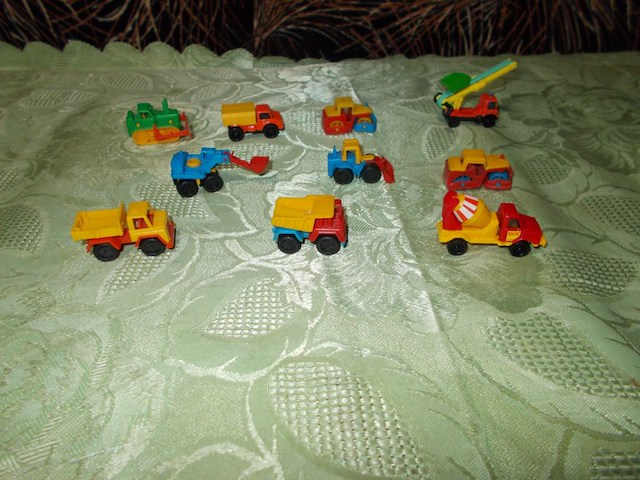 Kinder kamioni i gradjevinske masine iz 90-ih godina