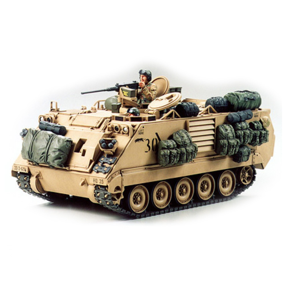 1:35 US M113A2 Armored Personnel Carrier Desert Version