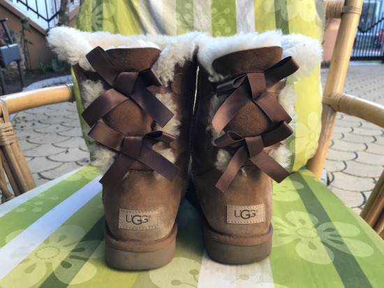 Original UGG cizme priridna koza i krzno br39