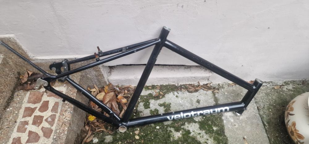 Velotraum ram za turing 26 XL