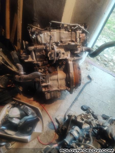 Fiat Panda Motor I Delovi Motora