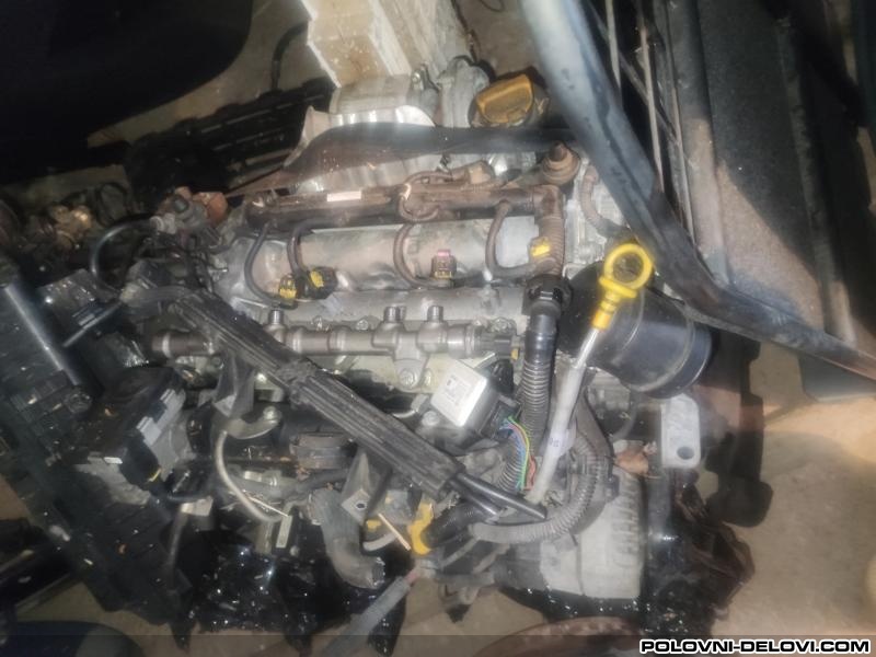 Fiat Panda Motor I Delovi Motora