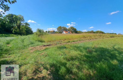 Građevinsko zemljište 2,24 ha, Obrenovac – 2240000 €