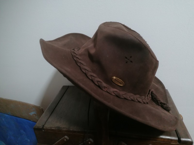 PIONEER kožni šešir S