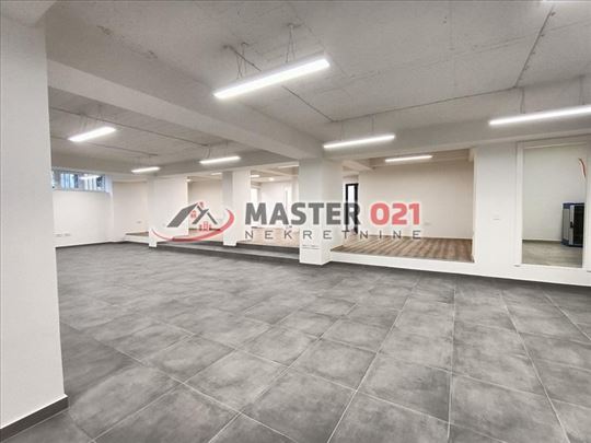 Prodaje se poslovni prostor 210m2