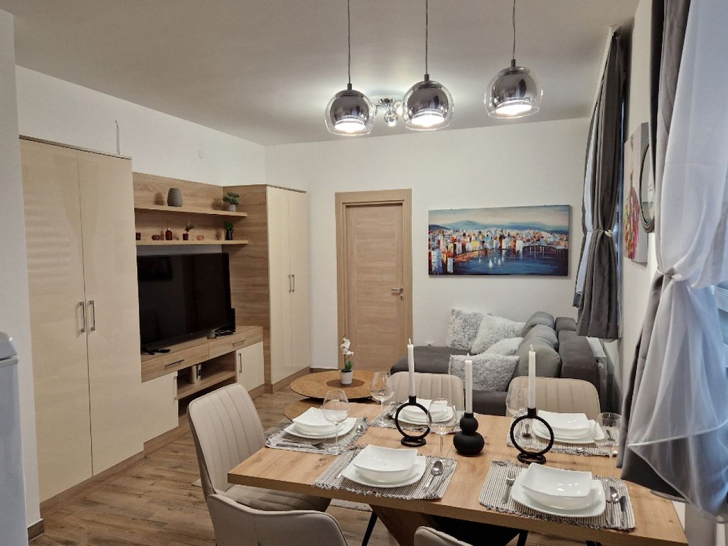 Apartman "Trajković 7"