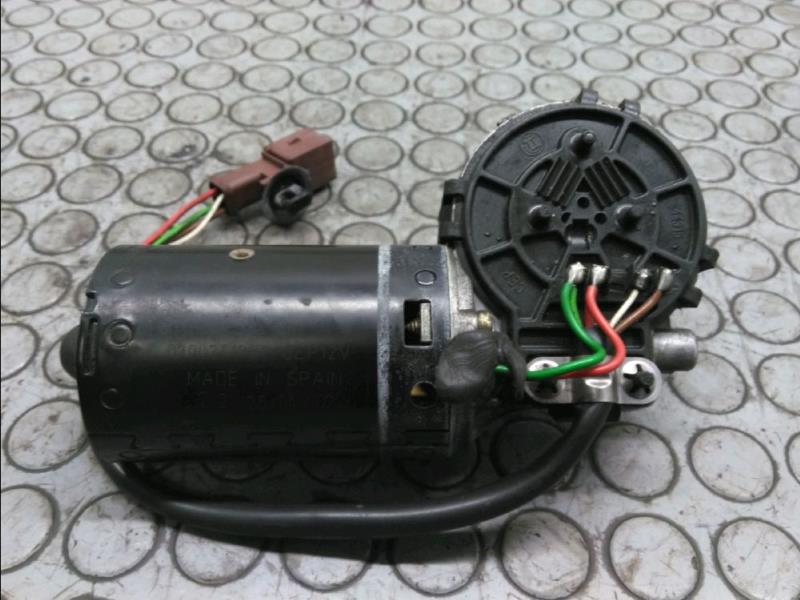 MOTOR BRISAČA PREDNJIH STAKLA 6405N8