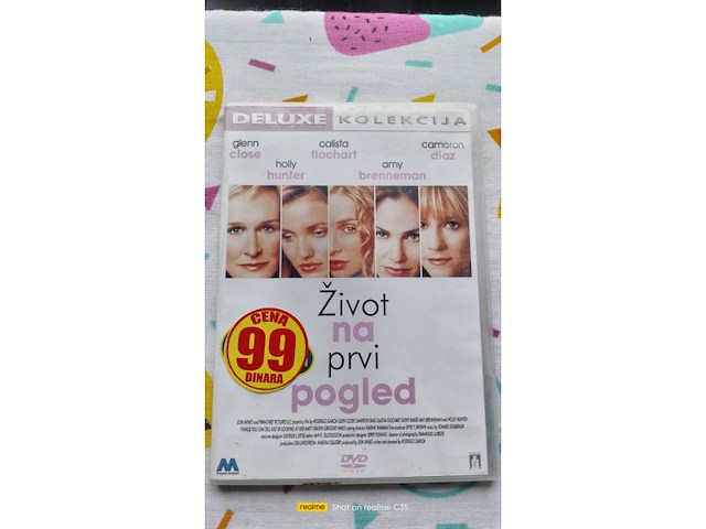 DVD STRANI FILM - ZIVOT NA PRVI POGLED