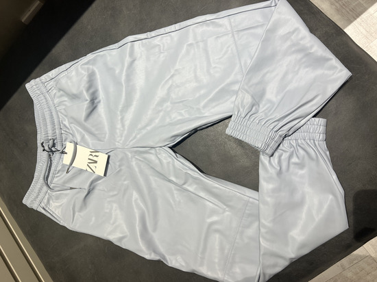 Zara pantalone