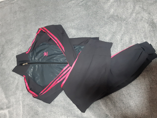 Adidas komplet trenerke S