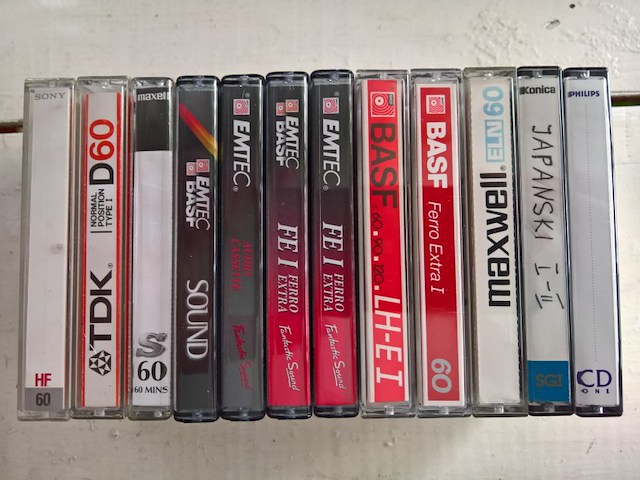 12 kaseta (Normal)