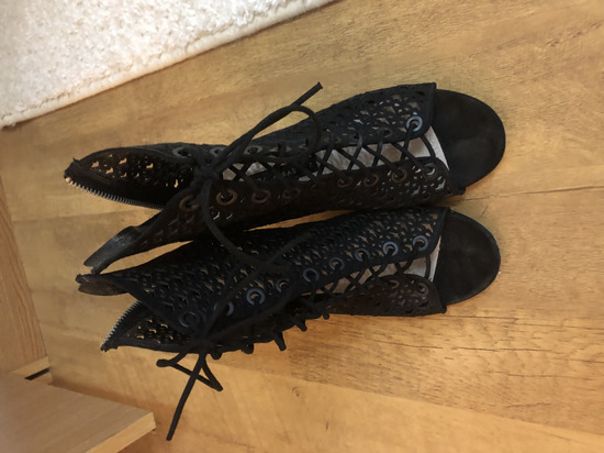 Zara stikle 39