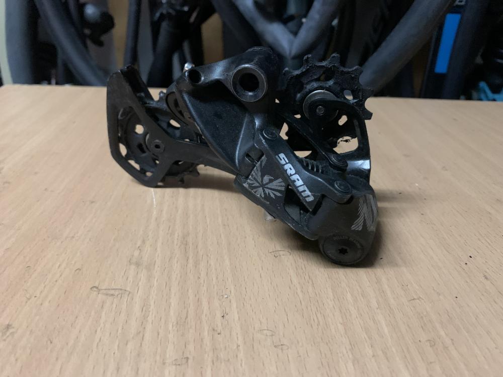 Sram nx zadnji menjac 12s