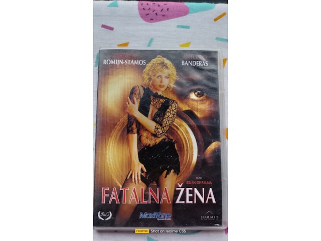 DVD STRANI FILM - FATALNA ZENA