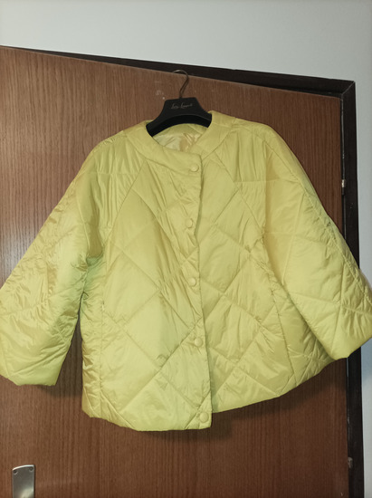 Žuta jakna