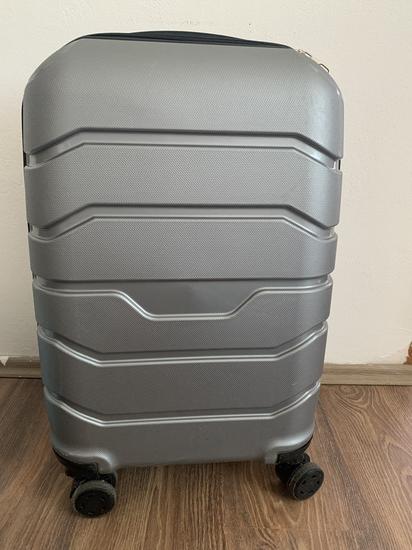 Mali kofer, ručni prtljag