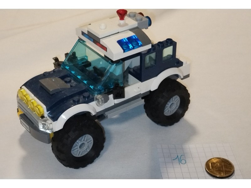 Lego automobil