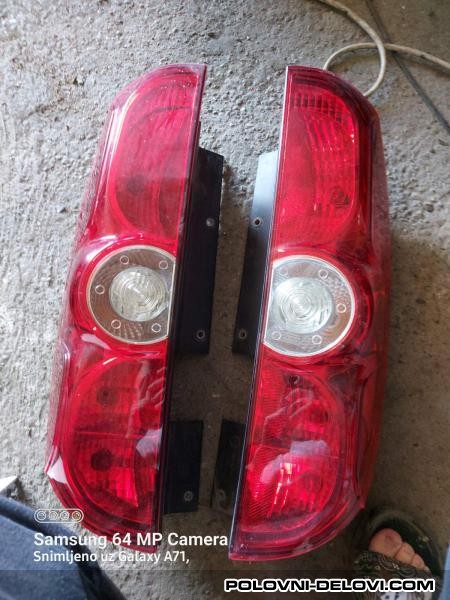 Zadnje Lampe Fiat Doblo