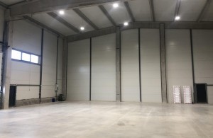 Iznajmljujem Poslovni Prostor, Stara Pazova, Srem Okolica