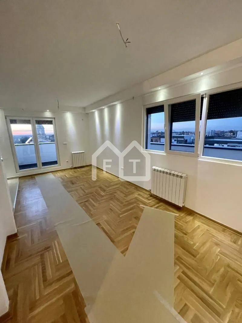 Prodaja, dvosoban stan, 56m2, Ledine, Beograd