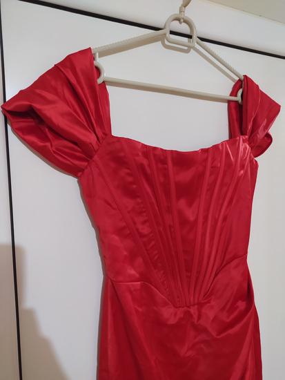 Crvena korset haljina