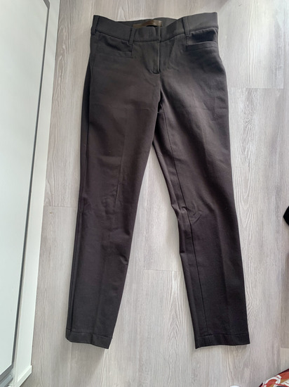 Pantalone kao nove