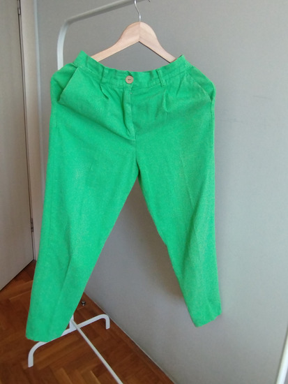 Zelene pantalone S Vel.