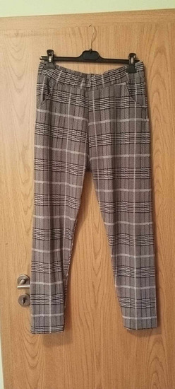 Karirane pantalone helanke,velicina 46-48 ili 2 XL