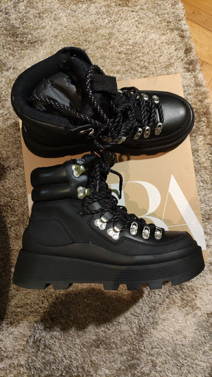 ZARA Mountain style chunky boots 40 NOVO