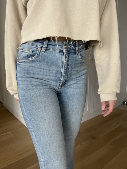 ZARA skinny jeans