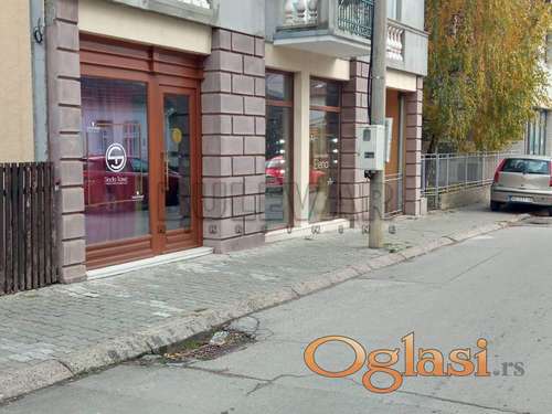 Lokal, neposredna blizina centra, 38m2