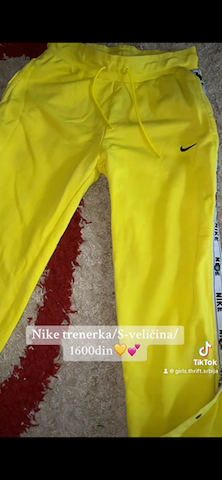 Trenerka Nike