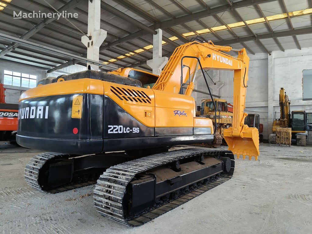 Hyundai used hyundai hy220lc-9s 22t 25t korean excavator bager guseničar