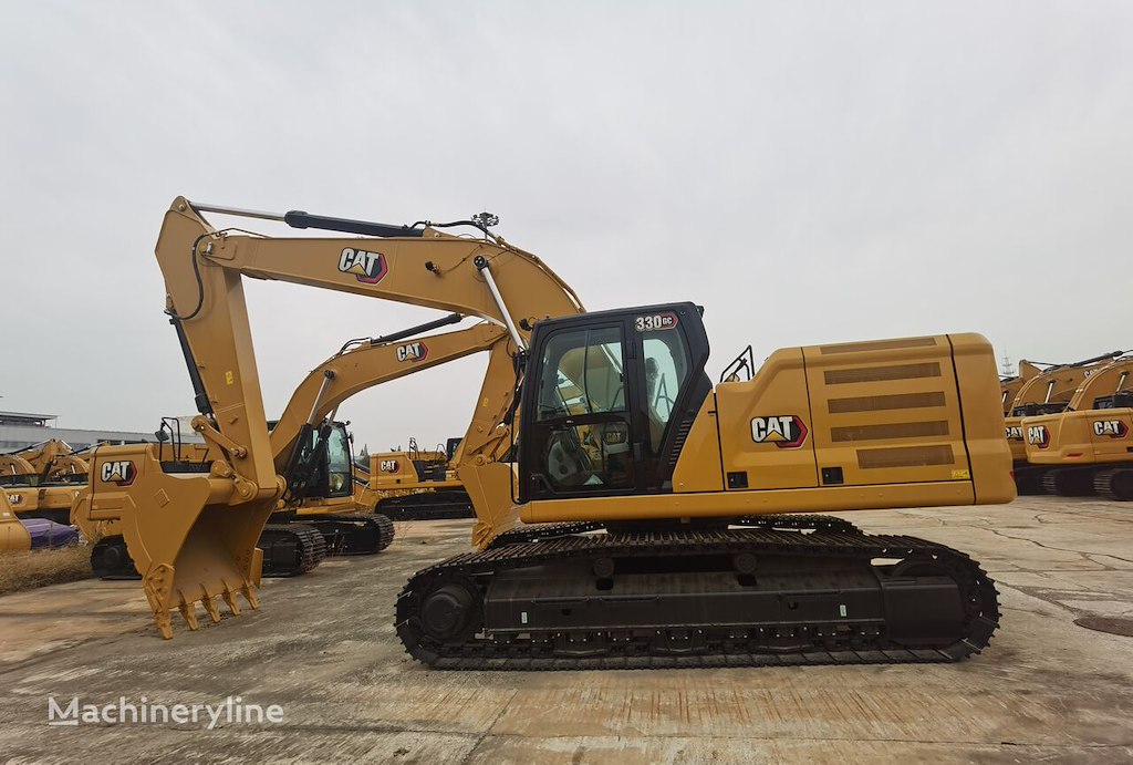 Novi Caterpillar 330GC bager guseničar