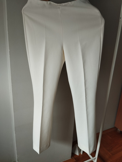 Zara bele elegantne pantalone S vel