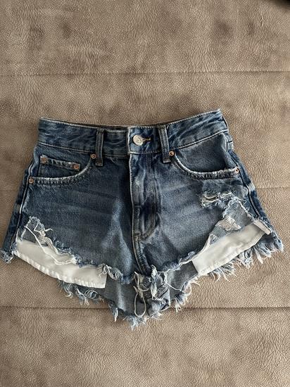 BERSHKA denim šorts % RASPRODAJA