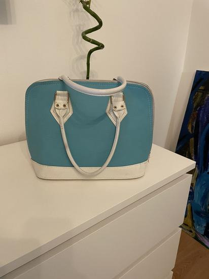 Cvrsta torba damska Sad 400