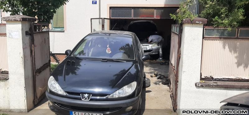 Peugeot 206 1.6 Kompletan Auto U Delovima