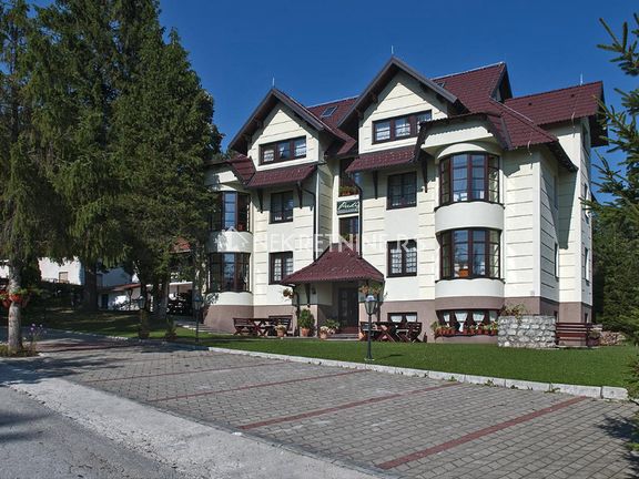 Prodaje se hotel na Zlatiboru