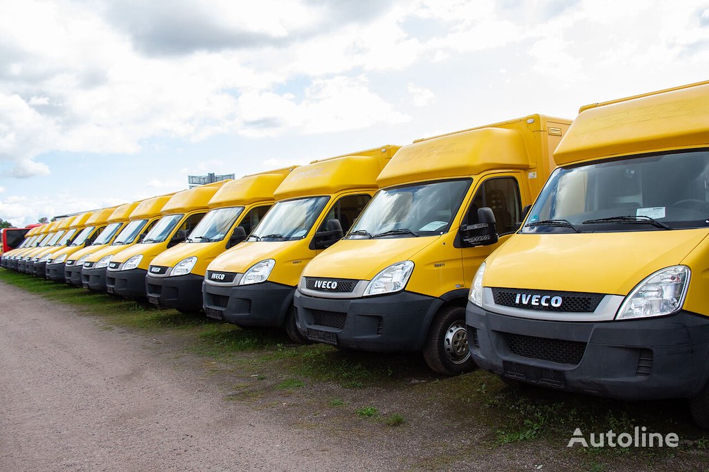 IVECO Daily 35 S11 C30C AUTOMATIK KAMERA MAXI Regale DURCHGANG kamion furgon < 3.5t