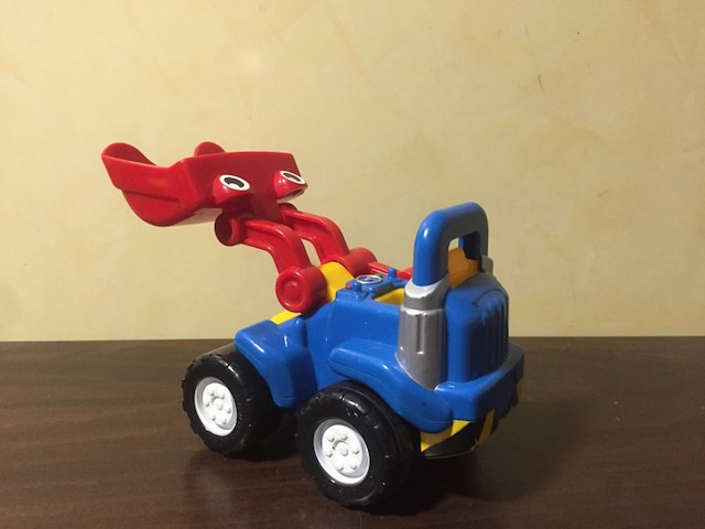 WOW toys