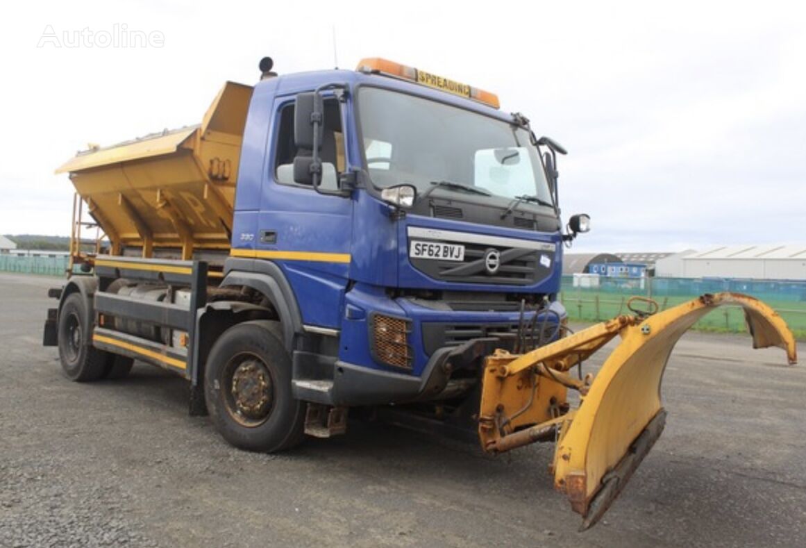 Volvo FMX330 4X4 piaskarka gritter 6m3 RHD masina za ciscenje snijega