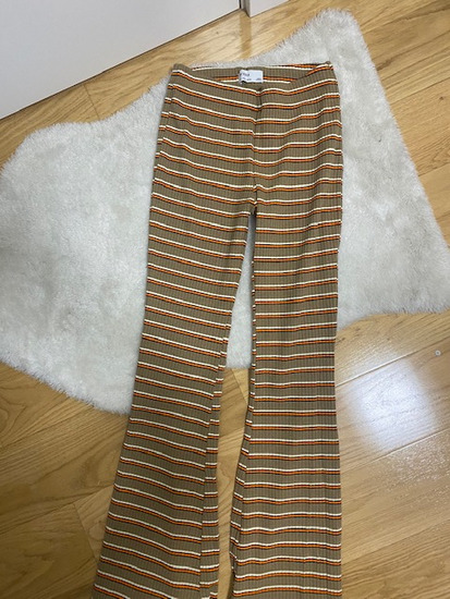 Bershka pantalone
