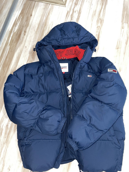 Tommy Hilfiger jakna