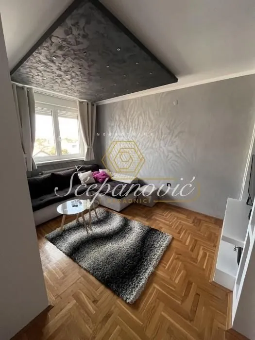 Prodaja, trosoban stan, 80m2, Bulevar Oslobodjenja, Novi Sad, Novi Sad