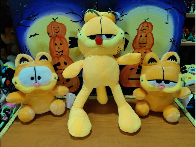 Garfild velika lutka Garfield- Novo