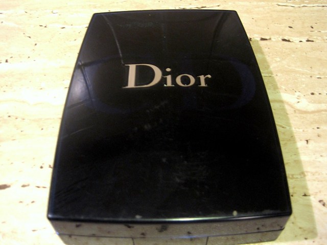 Dior Travel Studio